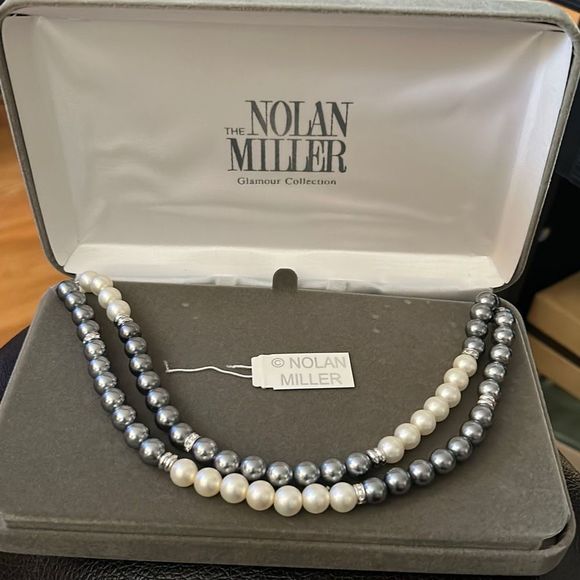 Nolan Miller | Jewelry | Nolan Miller2 Tone Faux Pearl Necklace Clear ...
